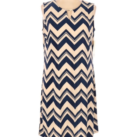 Tacera | Dresses | Nwot Tacera Sleveless Navy Cream Chevron Dress ...